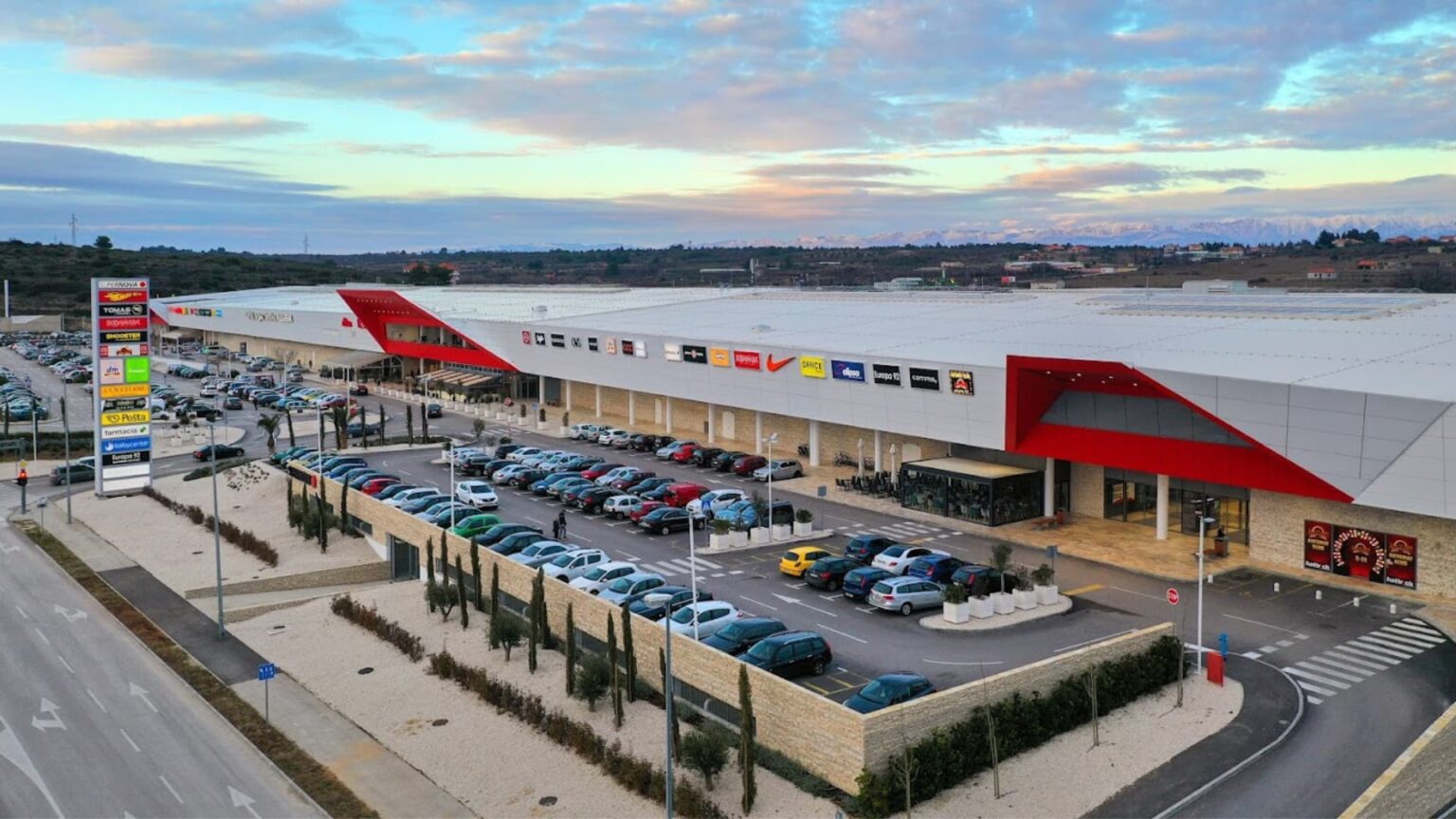 8 Best Shopping Malls in Zadar (Updated 2023) - CRO Croatia